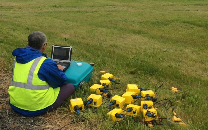 Atom-1C Seismograph - Geometrics : Geometrics